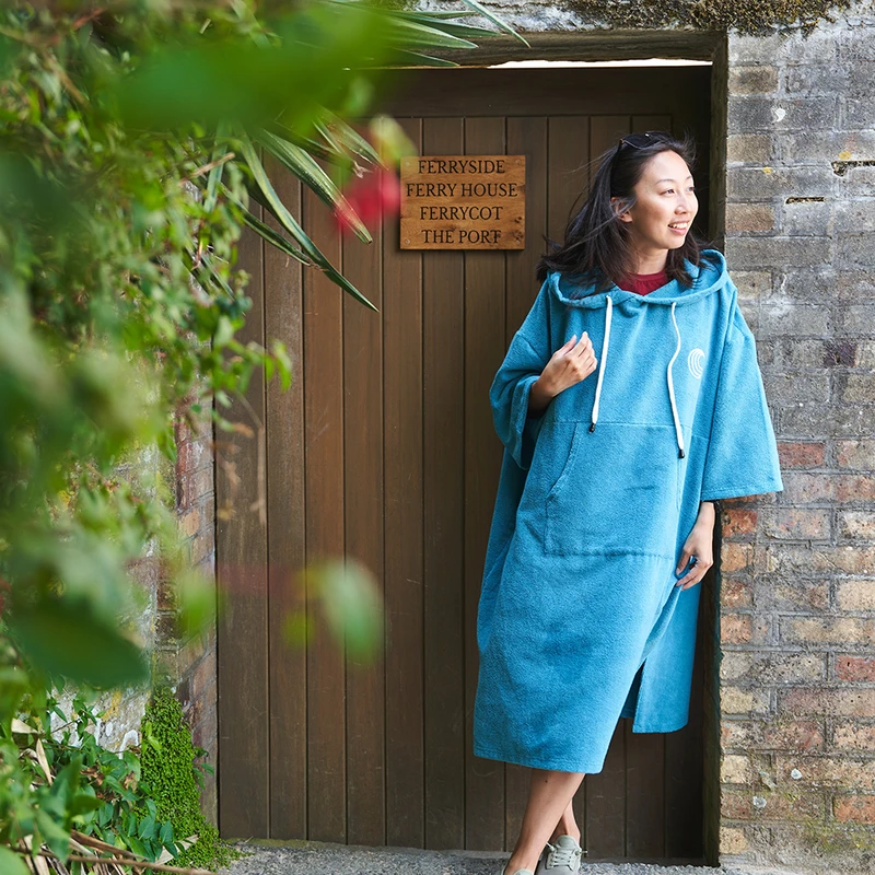 Samphire Towel Changing Robe (Ionian Teal) | Sportpursuit.com